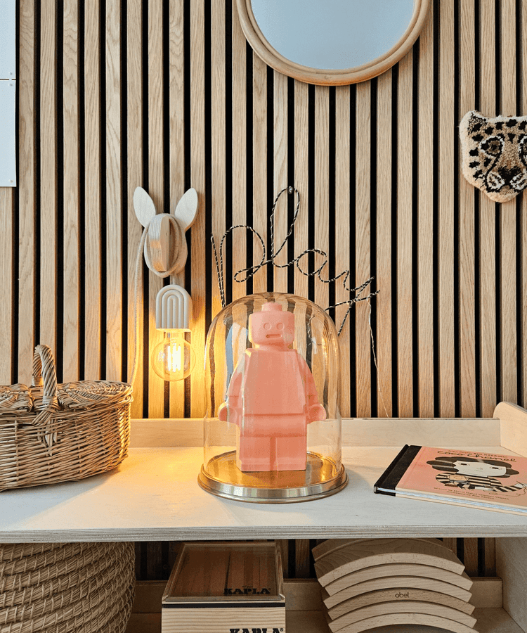 Figures – Razzo Studio